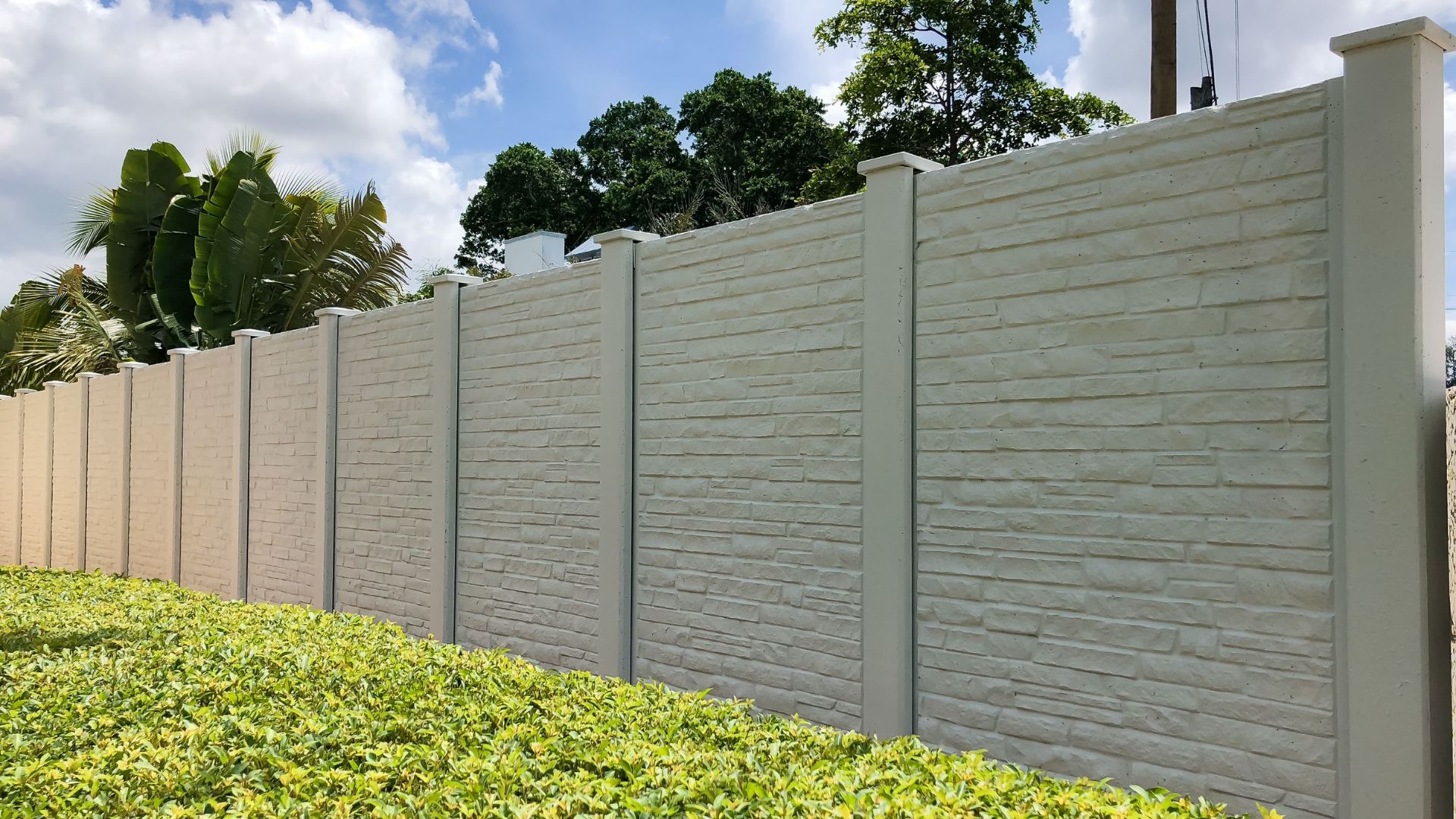 Ultimate Guide To What Colour To Paint Concrete Fence Posts