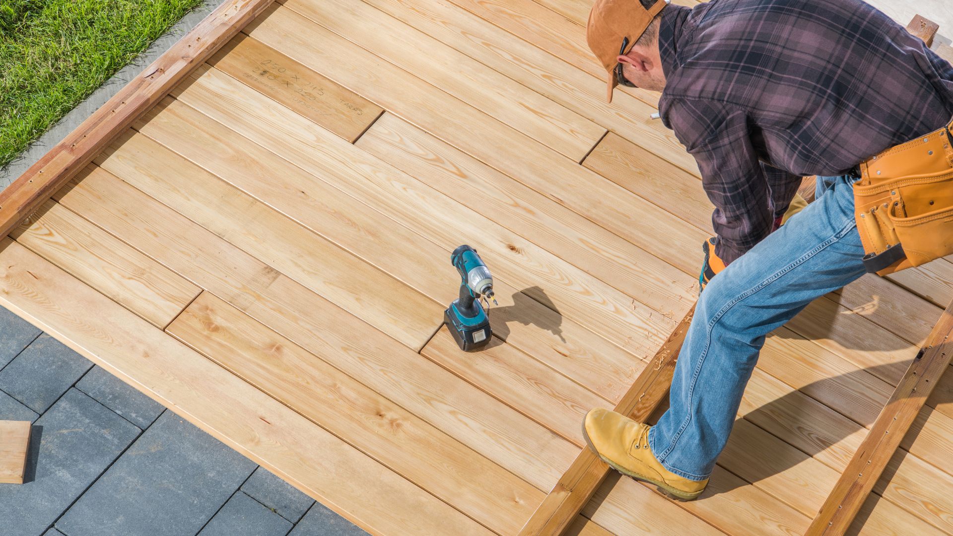 How To Build A Deck In NZ: Step-By-Step Guide For Planning, Materials ...