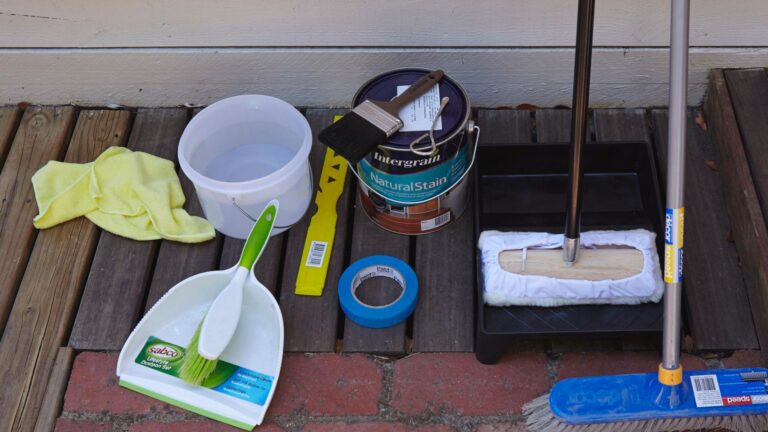 Best Deck Cleaner NZ: Top Products For Mold, Mildew, And Grime Removal