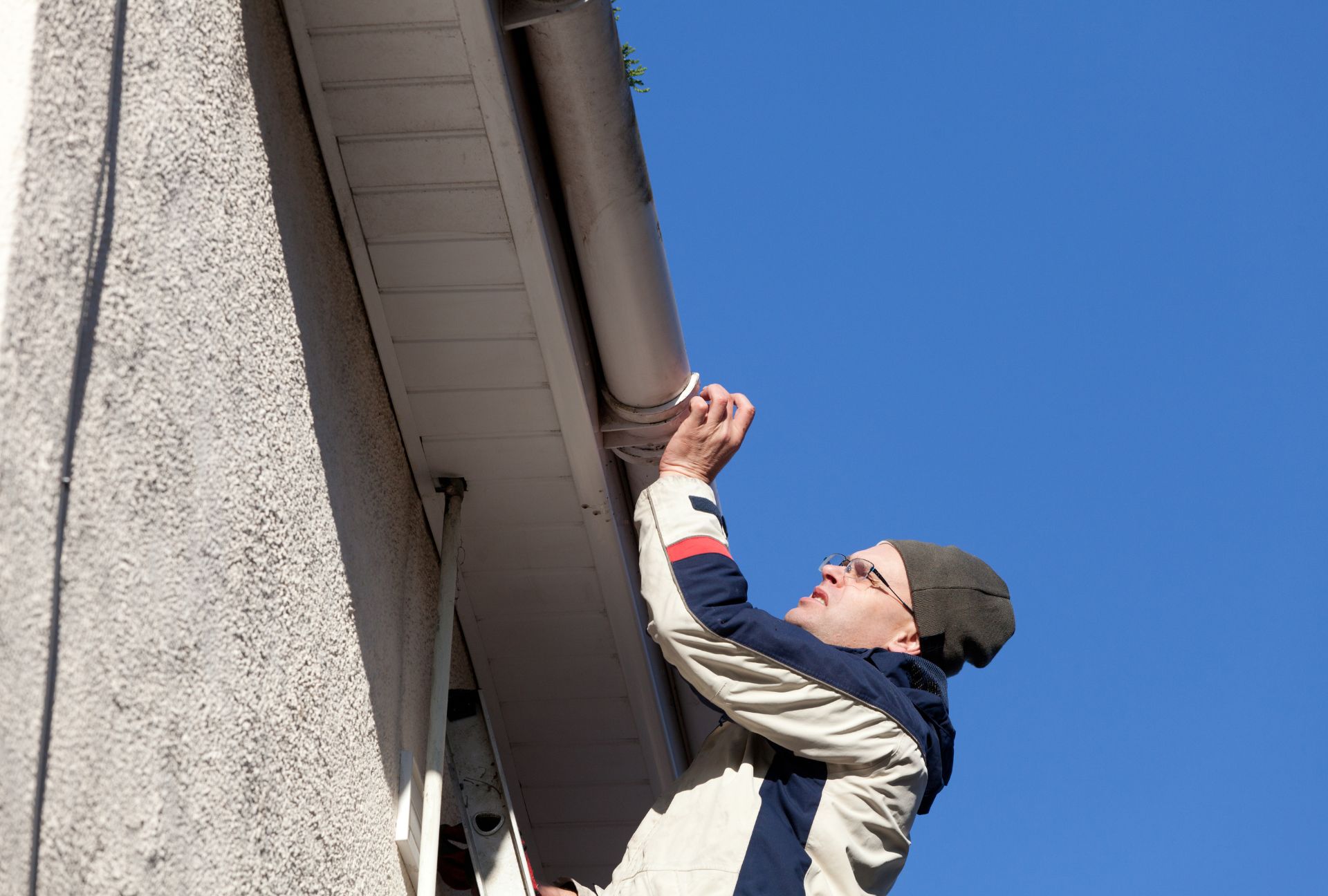 Top 10 Gutter Cleaning Tools in NZ: Keep Your Home Safe and Gutters Clear