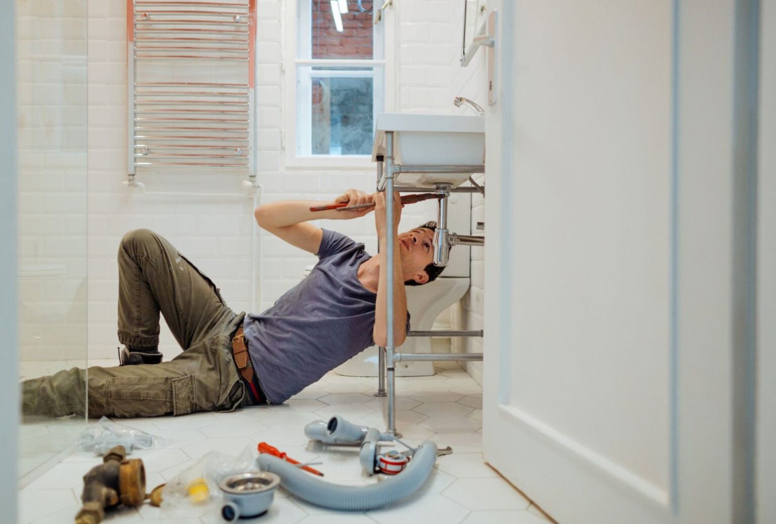 Renovating A Bathroom In NZ: Costs, Design Tips & Step-By-Step Guide