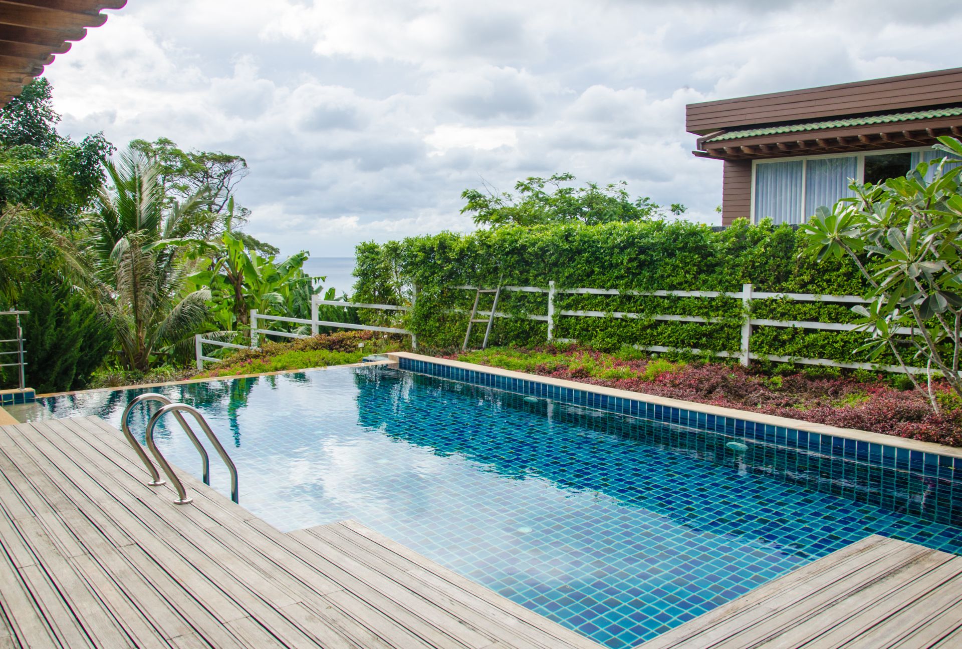 Swimming Pool Installation Guide: A Step-By-Step Guide To Building Your ...