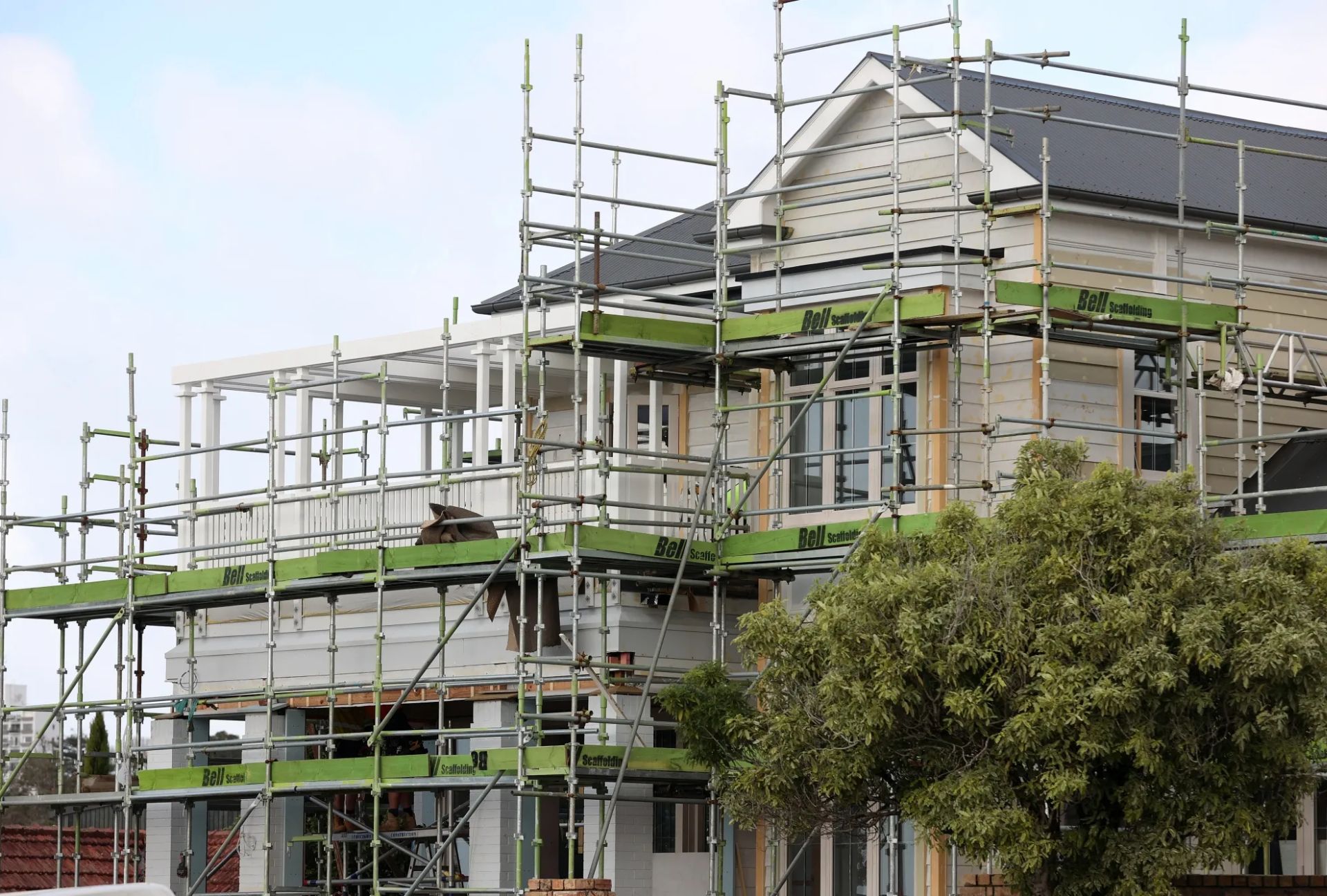 How Much Does Scaffolding Cost In NZ? A Complete Price Guide & Money ...