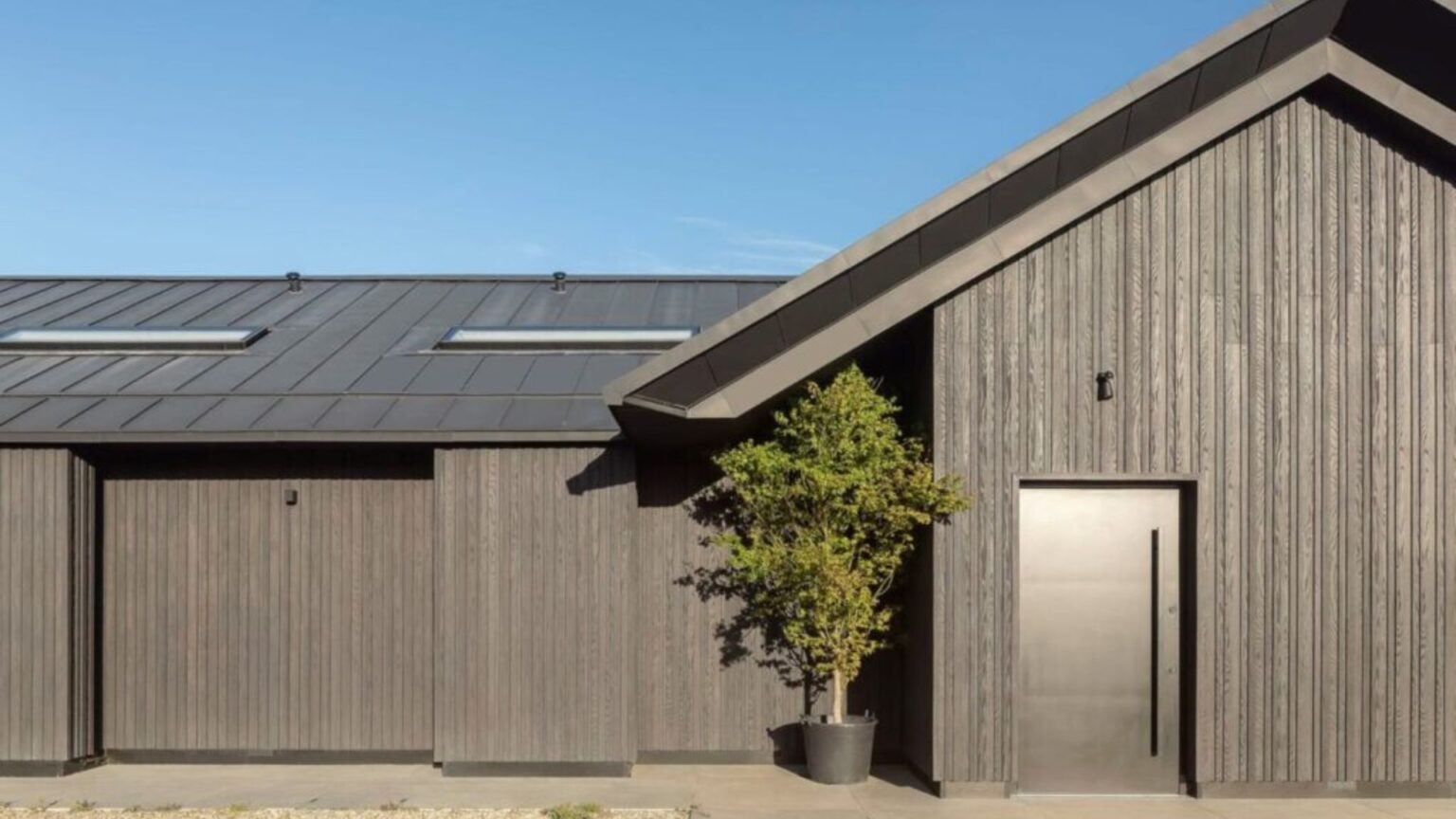 Board And Batten Cladding NZ: Benefits, Costs, And Design Tips