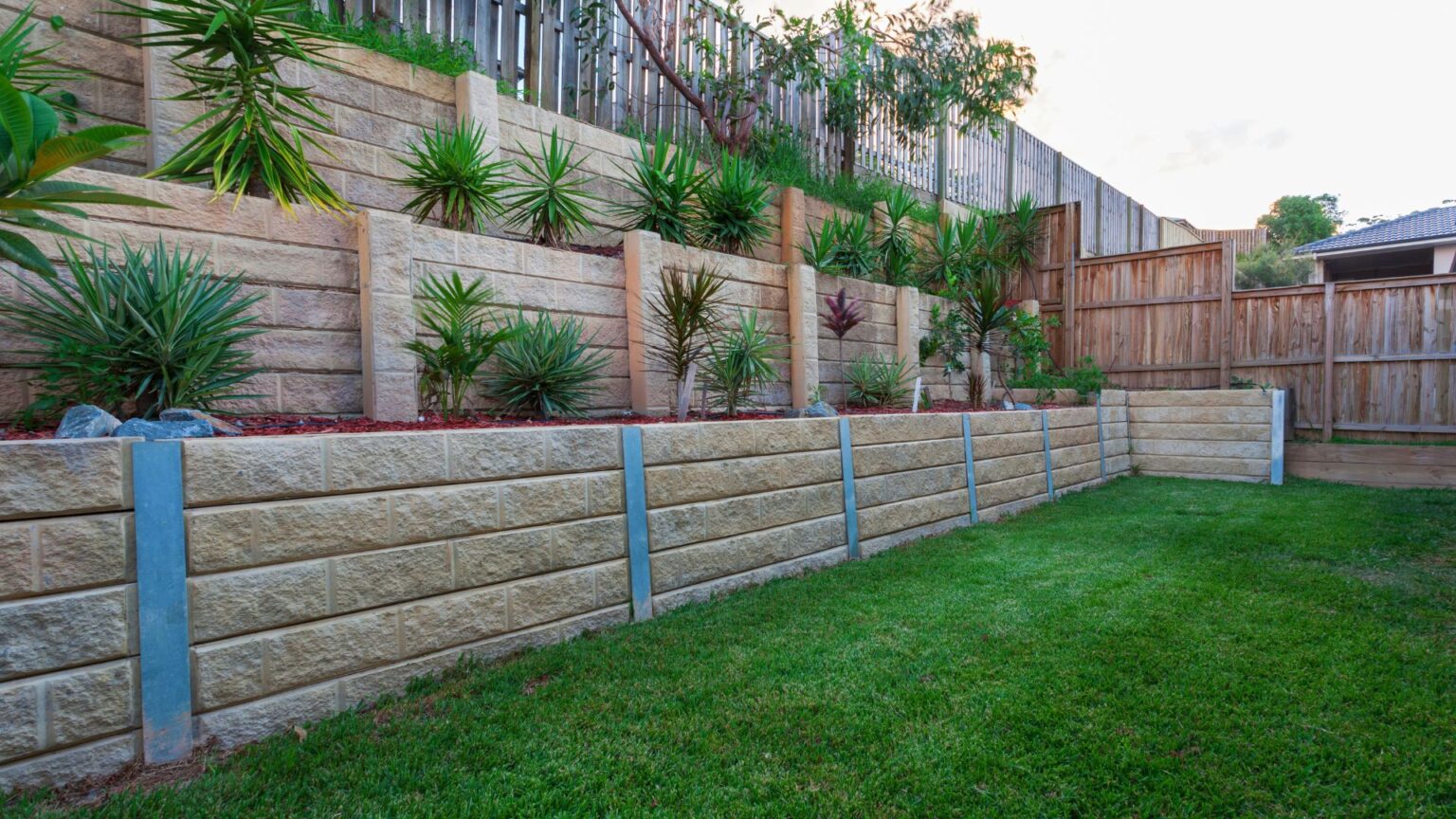 How To Build A Retaining Wall On A Slope Step-by-Step